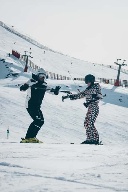 Sierra Nevada: Ski Class with equipment included - Key Points