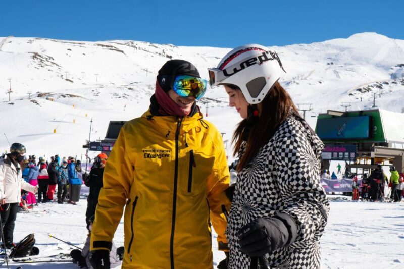 Sierra Nevada: Ski or Snowboard Lesson with Instructor - The Views and the Environment