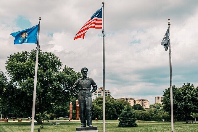 Sightseeing in Milwaukee  Private Walking Tour - What We Learned from the Reviews