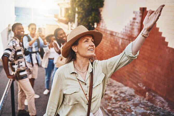 Sightseeing in Milwaukee  Private Walking Tour - FAQ