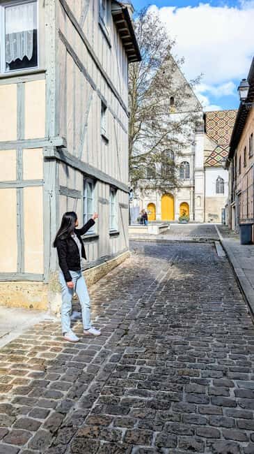 Sightseeing tour of the historic center of Troyes - An In-Depth Look at the Tour Experience