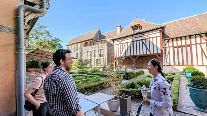 Sightseeing tour of the historic center of Troyes - FAQ