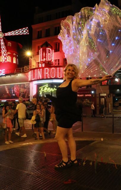 Singing Montmartre by night with a Diva - An In-Depth Look at the Experience