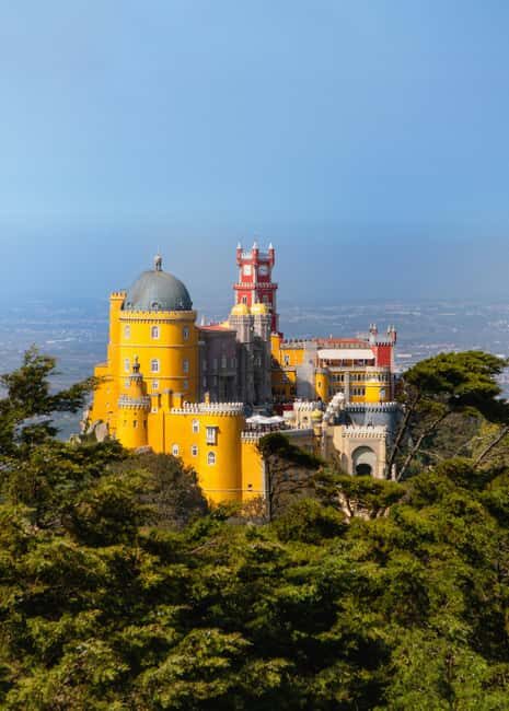 Sintra & Cascais: Tour With Portuguese Souvenir Shopping - Who Is This Tour Best Suited For?