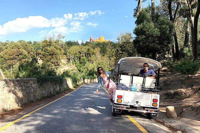 Sintra Electric Tuk Tuk Tour with Local Expert Guides 2h30 - Frequently Asked Questions