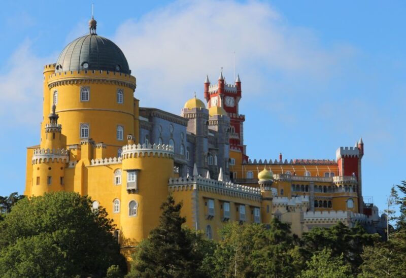 Sintra Palaces and Cascais Magical Experience Private Tour - The Value and Who Should Consider This Tour