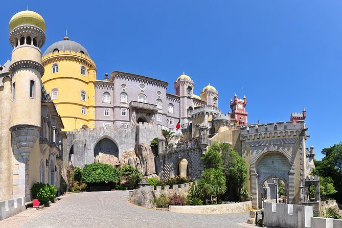 Sintra Palaces Full Day Private Tour from Lisbon - Key Points