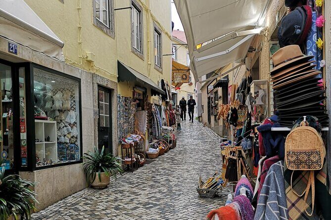 Sintra, Roca Cape, Cascais and Estoril - Private Tour - FAQ