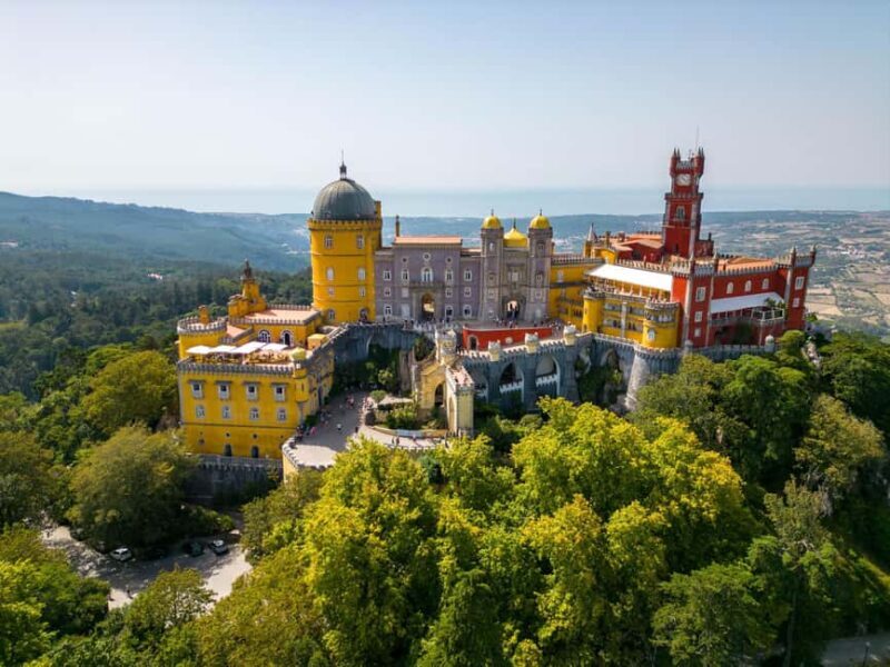 Sintra Small Group: Pena Palace, Moorish Castle & Cascais - A Closer Look at the Experience
