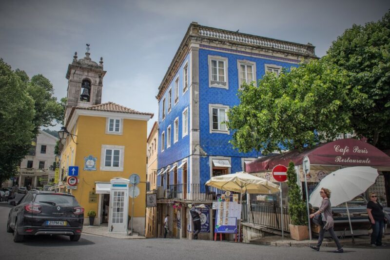 Sintra: Walking Tour with Palace, Castle, and Old Town Visit - A Detailed Breakdown of the Tour Experience