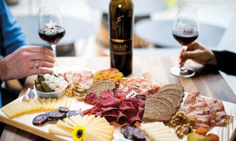 Sion: Sion Wine Tour - wine tasting and guided tour - Exploring Sion’s Old Town and Its Historic Charm
