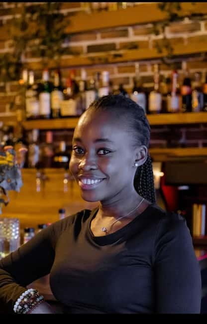 Sip your way through Paris Night life - An In-Depth Look at the Paris Nightlife Tour