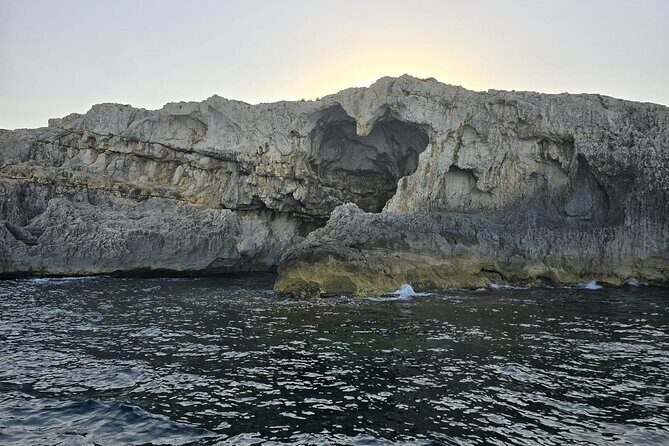 Siracusa Boat excursion island of ortigia and sea caves - FAQs