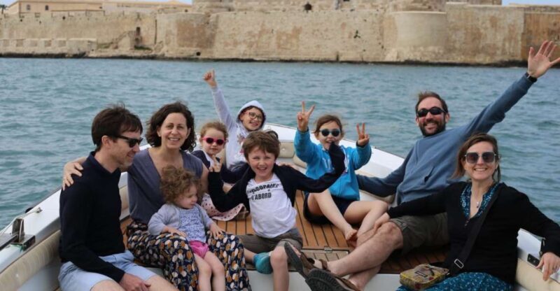 siracusa boat tour with visit to sea caves and ortigiaisland - Discover the Charm of Syracuse with a Boat Tour to Sea Caves and Ortigia Island