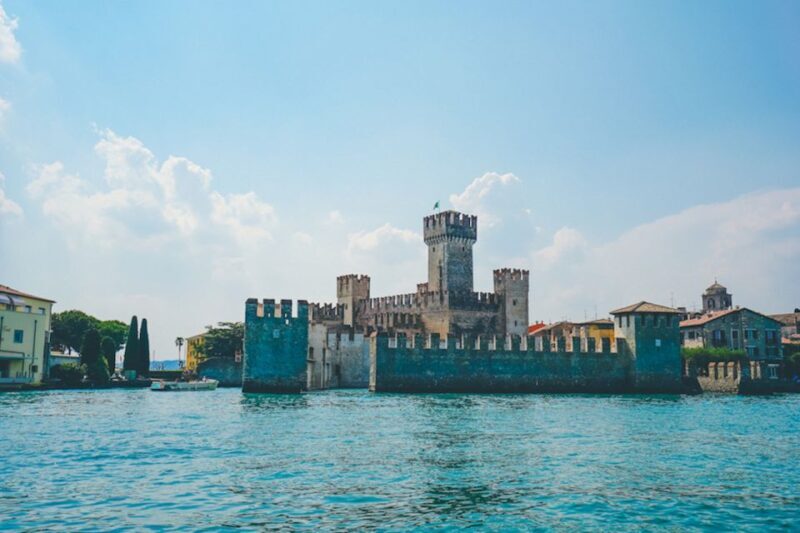 Sirmione: Village Highlights Walking & Lake Garda Boat Tour - An In-Depth Look at the Tour Experience