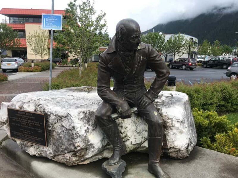 Sitka: Haunted Walking Tour - History and Haunts of Sitka - The Guide and Atmosphere