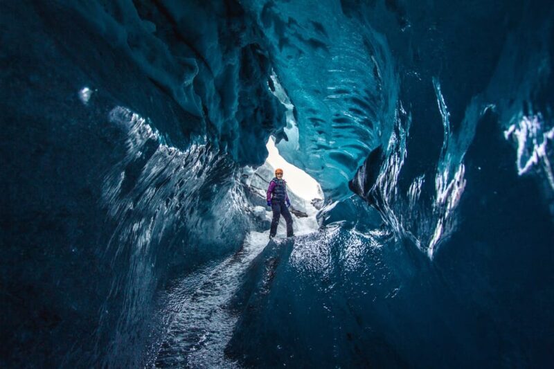 Skaftafell: Blue Ice Cave & Glacier Hike on Vatnajökull - The Experience in Detail