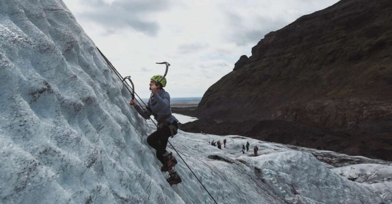 Skaftafell National Park: Falljokull Ice Climb and Hike - An In-Depth Look at the Falljokull Ice Climb and Hike