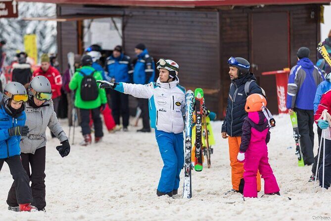 Ski & snowboard lessons on Poiana Brasov- Full Private day tour from Brasov - FAQ