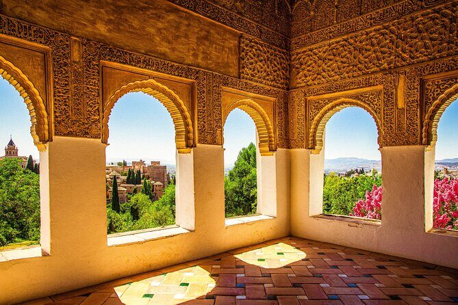 Skip-the-line Alhambra and Nasrid Palace Tour in Granada - The Experience Breakdown: What to Expect