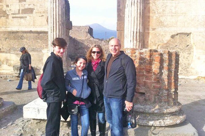 Skip-the-line Ancient Pompeii Highlights Exclusive Tour with Local Private Guide - Why Choose This Pompeii Tour?