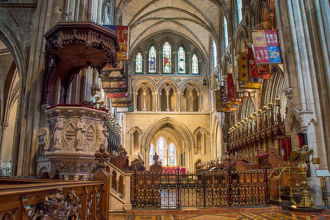 Skip-the-line Book of Kells and Dublin Old Town Private Tour - FAQ