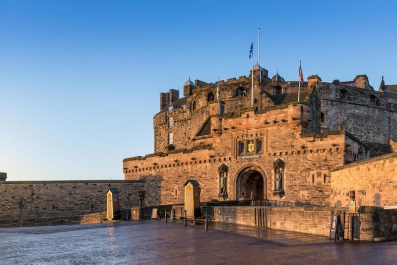 Skip-the-line Edinburgh Castle with Old Town Walking Tour - Practical Details & Tips