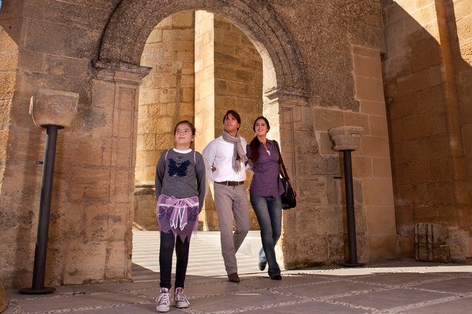 Skip the Line: Fortaleza de la Mota Admission Ticket - The Sum Up