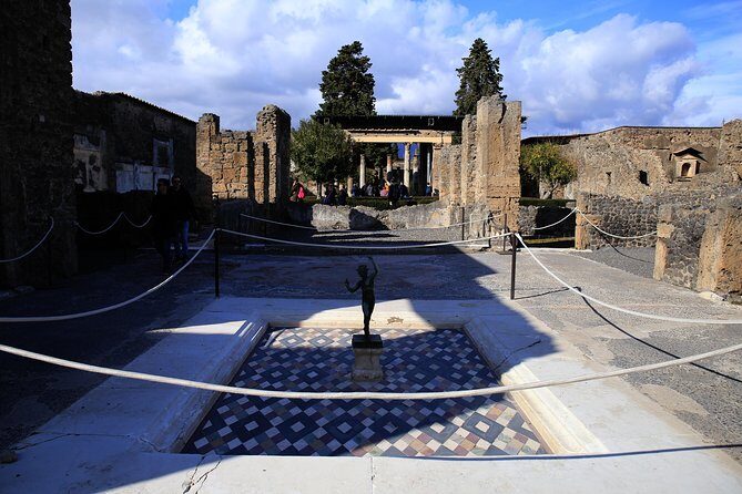 Skip the Line Guided Tour of Pompeii led by an Archaeologist - Practical Details and Tips