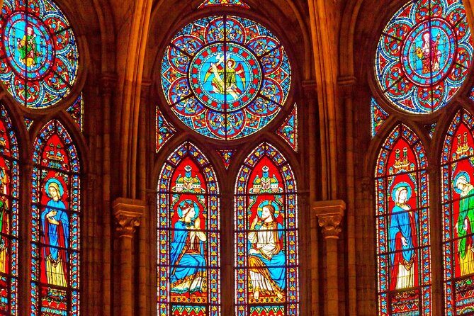 Skip-the-line Notre-Dame Cathedral, Louvre, Paris City Tour - Key Points