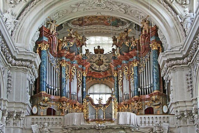 Skip the Line Royal Palace Madrid Exclusive Guided Tour - Frequently Asked Questions