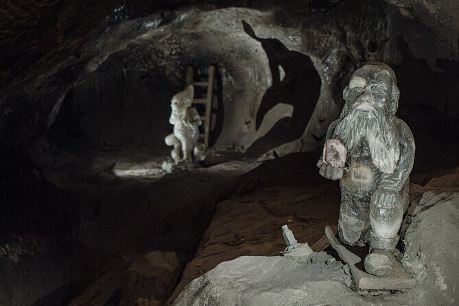 Skip the line ticket Wieliczka Salt Mine Guided Tour - Practical Aspects: Transport, Timing, and Accessibility