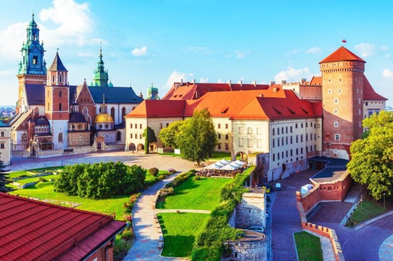 Skip-the-Line Wawel Castle Chambers Private Tour - Key Points