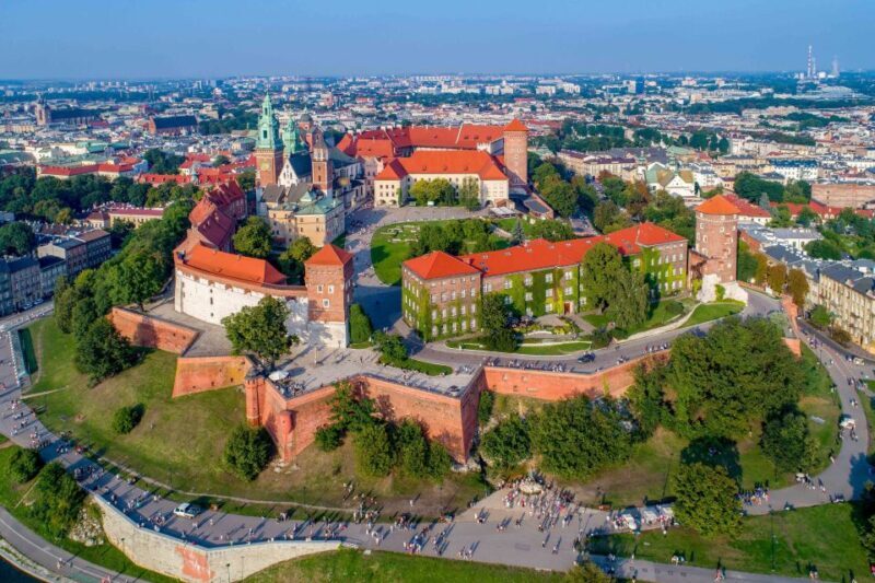 Skip-the-Line Wawel Castle Chambers Private Tour - The Sum Up