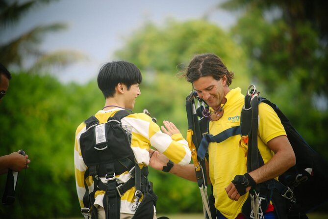 Skydive Fiji Legend 13000ft Tandem Jump (60 seconds free fall) - Who Should Consider This Experience?