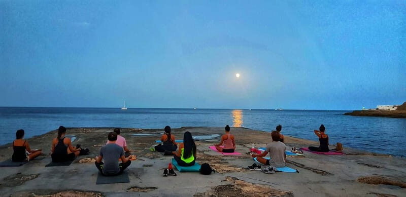 Sliema: Beach Yoga Class - Key Points
