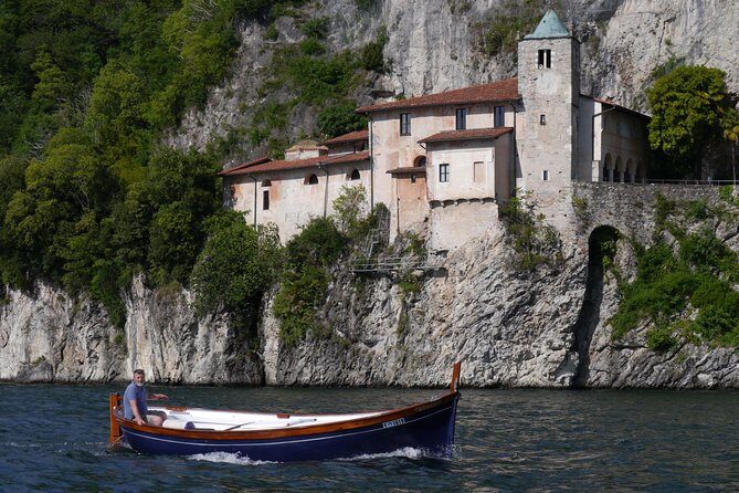 Slow boat tour for small groups with appetizer on Lake Maggiore - The Sum Up