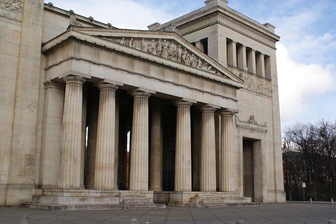 Small-Group 2-Hour Munich and The Third Reich Walking Tour - A Closer Look at the Munich Third Reich Tour