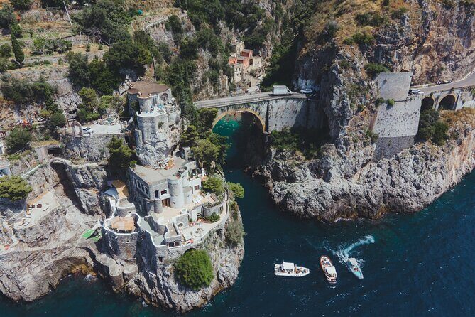 Small Group Amalfi Coast Boat Day Tour from Positano - Key Points