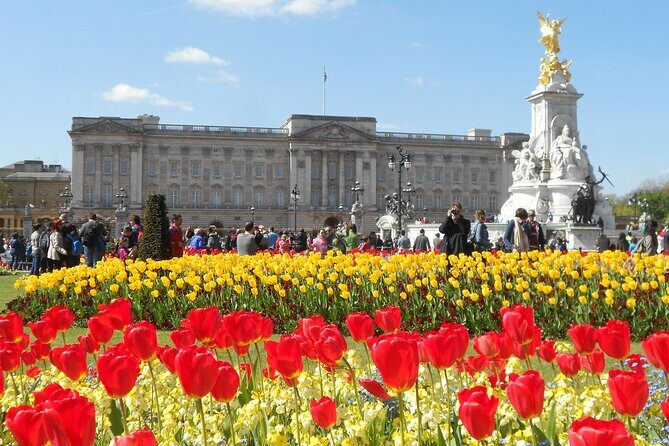 Small Group Changing the Guard & Buckingham Palace tickets - Practical Details: What You Need to Know