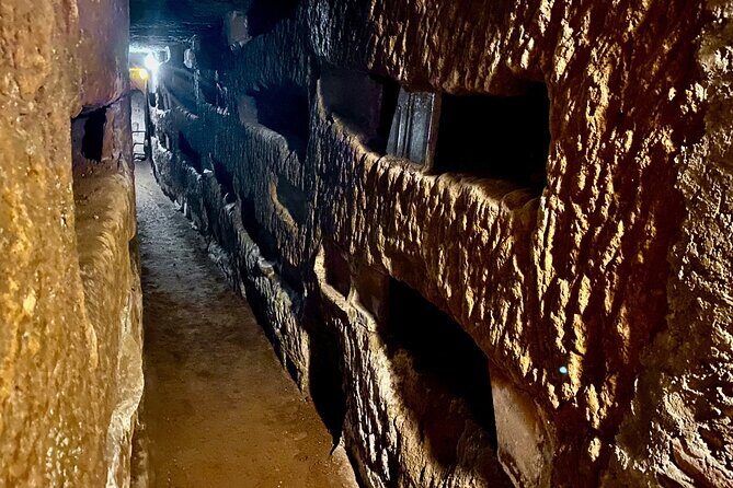 Small Group Express Tour of Roman Catacombs with Transfer - Deep Dive into the Experience