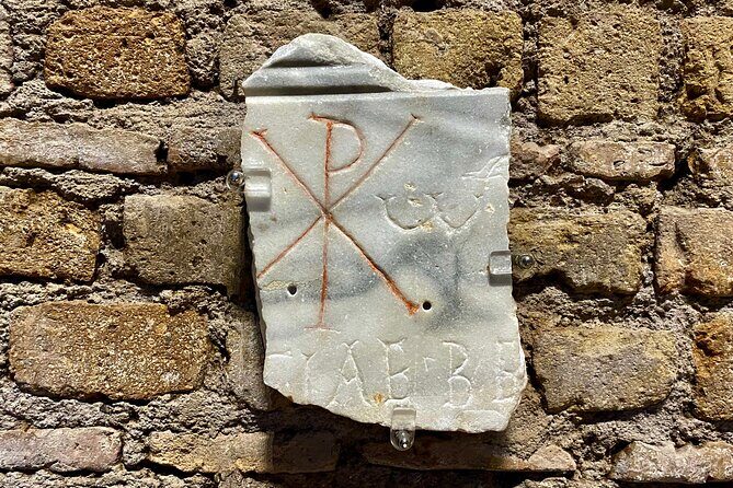 Small Group Express Tour of Roman Catacombs with Transfer - Practical Tips for Travelers