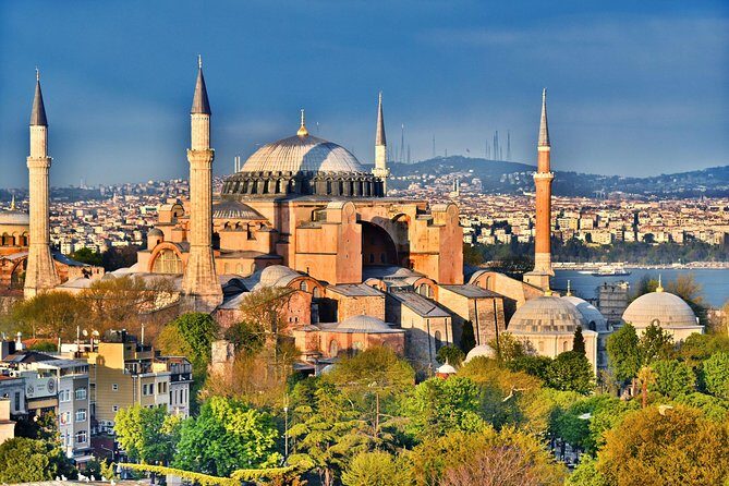 Small Group Full-Day Istanbul Old City Tour with Lunch & Tickets - The Sum Up