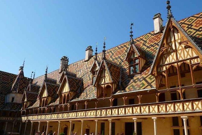 Small-Group Full-Day Tour of Côte de Nuits, Côte de Beaune Vineyards and Beaune Historical District - The Free Time in Beaune: A Highlight