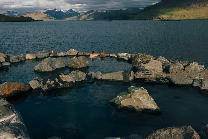 Small-Group Golden Circle, Hvammsvík Spa with Ticket & Crater - Who Should Consider This Tour?