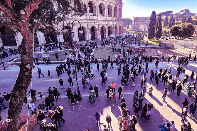 Small Group Guided Tour Of Colosseum, Roman Forum & Palatine Hill - Authentic Insights from Travelers