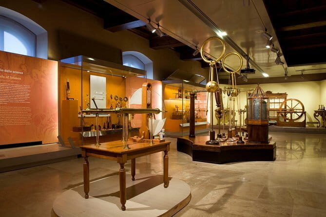 Small-group Guided tour of Galileo's Museum - An In-Depth Look at the Galileo Museum Tour