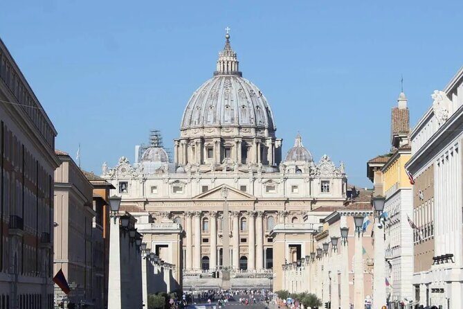 Small Group Guided Tour of St Peter Basilica - A Deep Dive into the Tour Experience