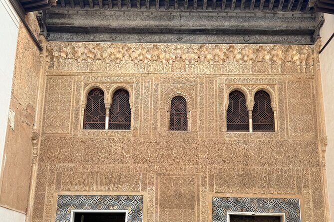 Small Group Guided Tour of the Alhambra and Generalife - Deep Dive into the Itinerary