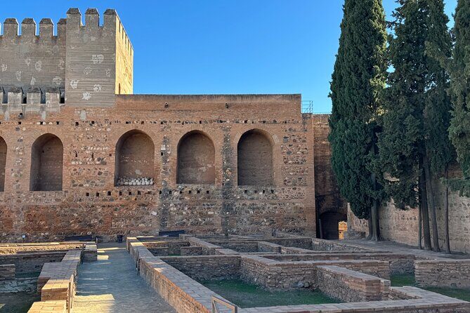 Small Group Guided Tour of the Alhambra and Generalife - The Sum Up